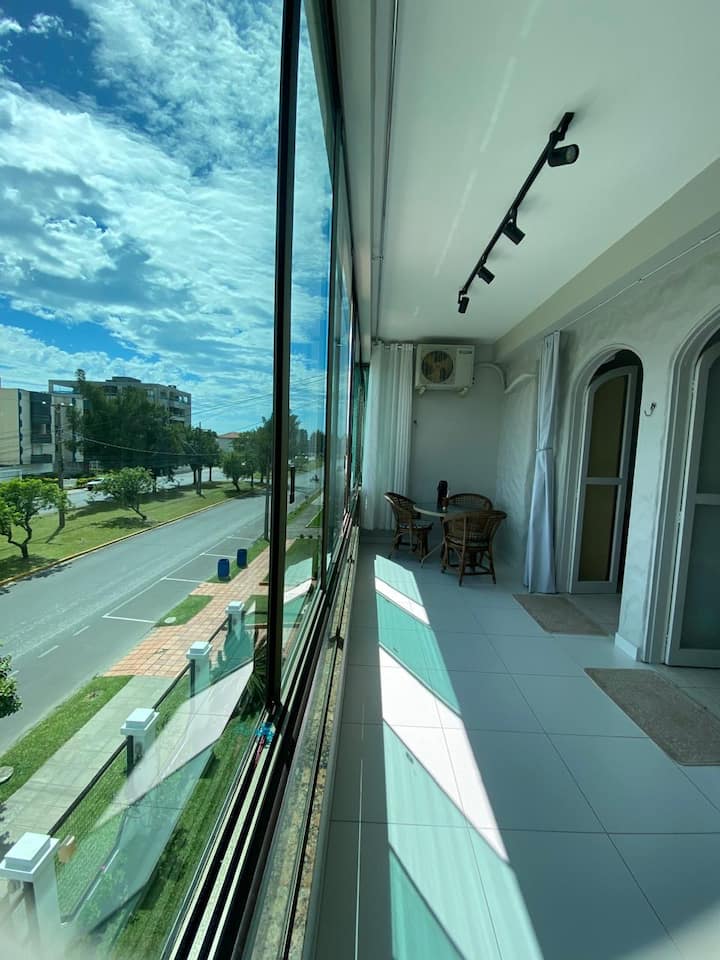 Apt C/ Localização Privilegiada. - Xangri-lá