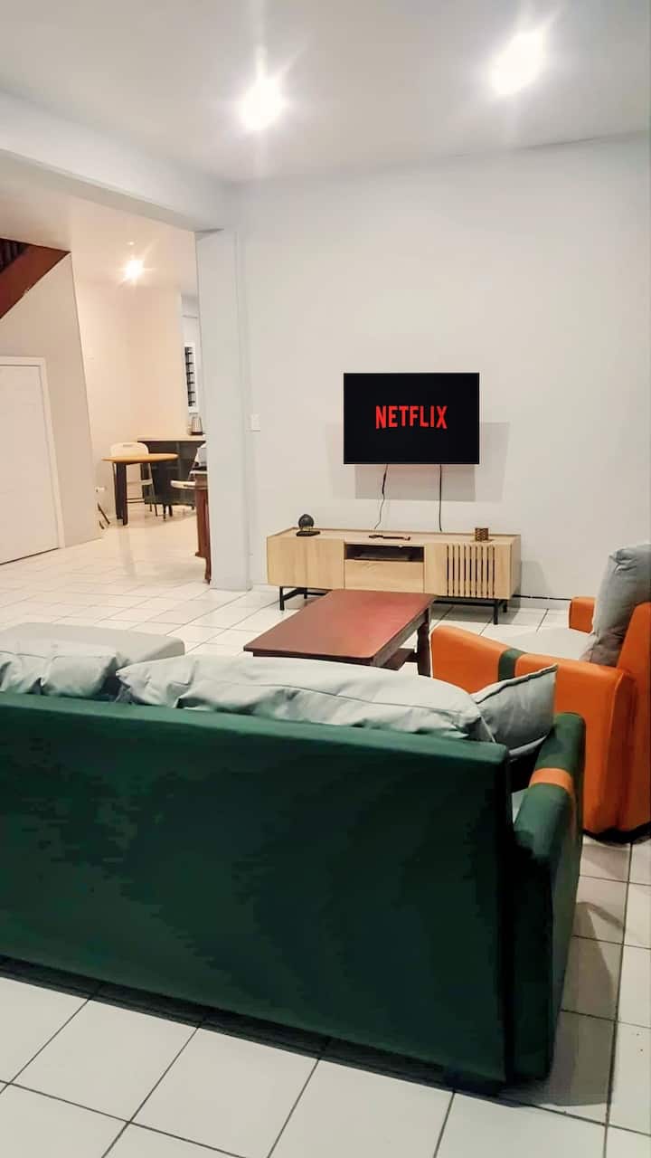 Ohana Getaway @ Sinamoga, Ac, Unlimited Free Wi-fi - Apia