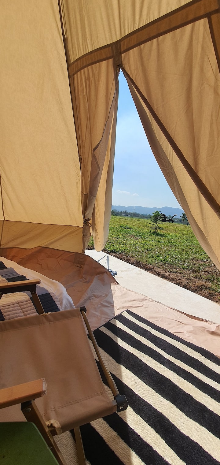 Pano Hill Camping A ริมเขากาญจนบุรี+Wc+ อาหารเช้า - Kanchanaburi