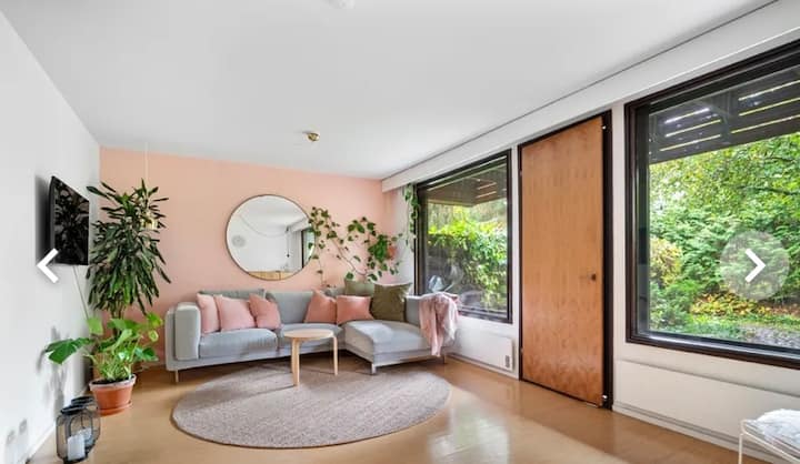 70s Townhouse Near City&airport - Helsinki Airport (HEL)