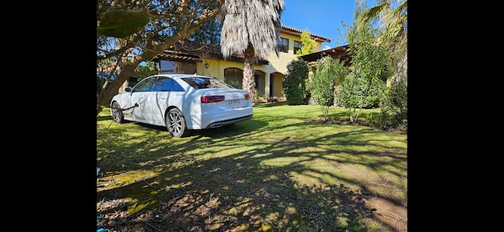 Calida Y Cómoda Casa En Seguro Y Lindo Condominio - Chile