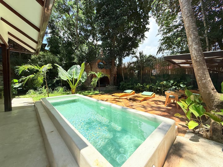 Alitaptap Villa + Free Scooter & Gym Pass - El Nido