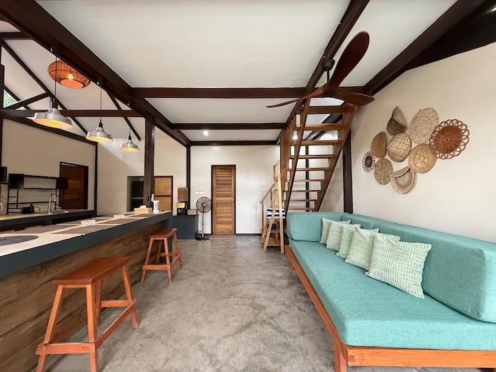 Alitaptap Villa + Free Scooter & Gym Pass - El Nido