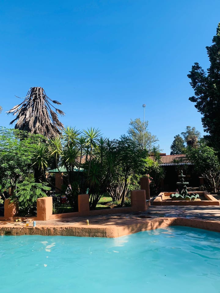 Evergreen Farm Lodge 2 - Meyerton