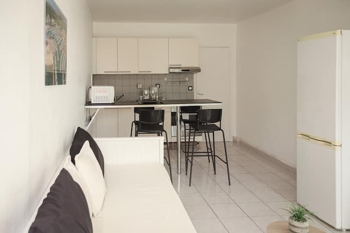 400m De La Mer, Grand Studio Lumineux Centre-ville - La Grande-Motte