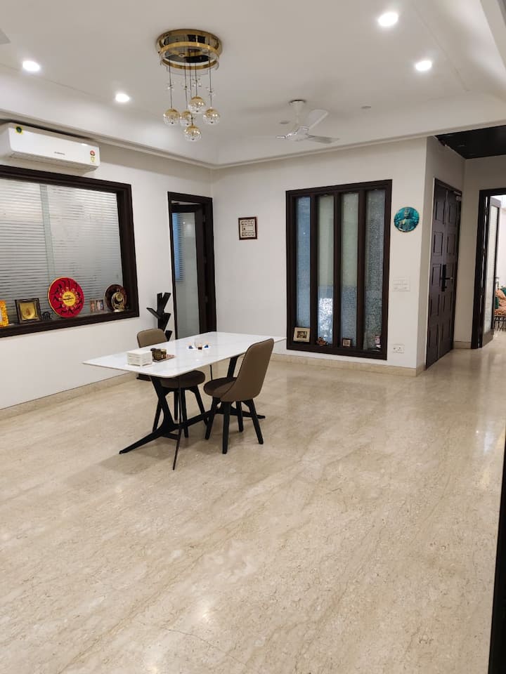 Good Luck Stay - Delhi