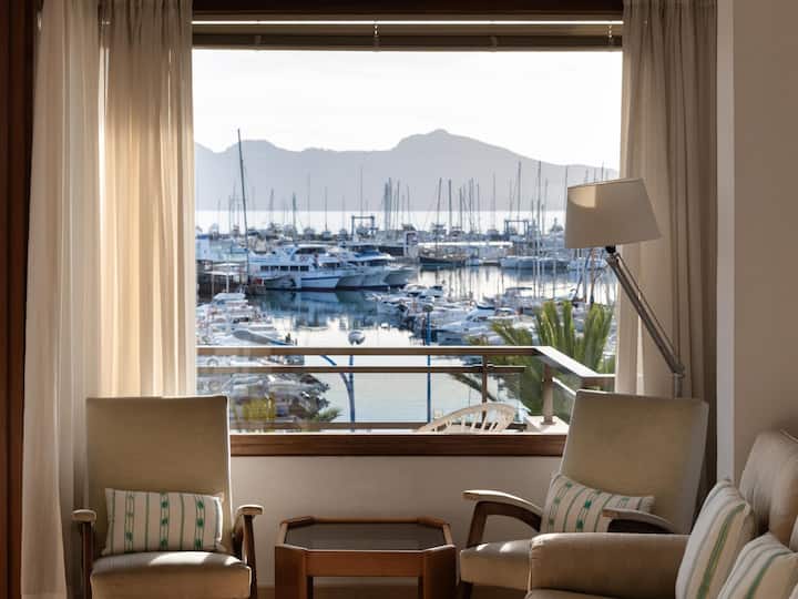 Beachfront Flat With Panoramic Views - Port de Pollença