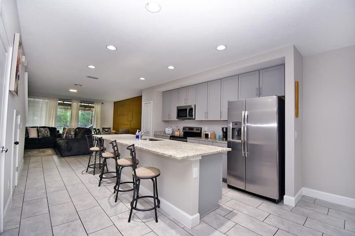 Beautiful 3br House - Near Parks - Kissimmee, FL