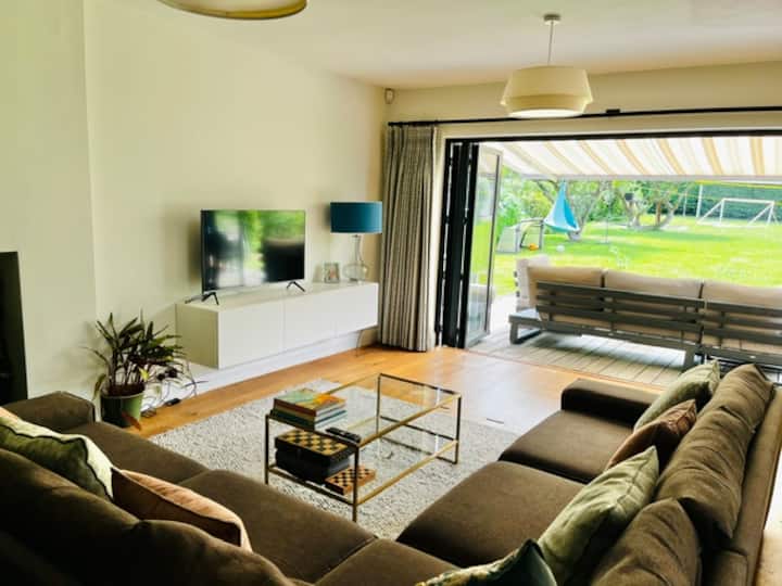 Torridon Escape To The Beautiful Surrey Hills - Dorking