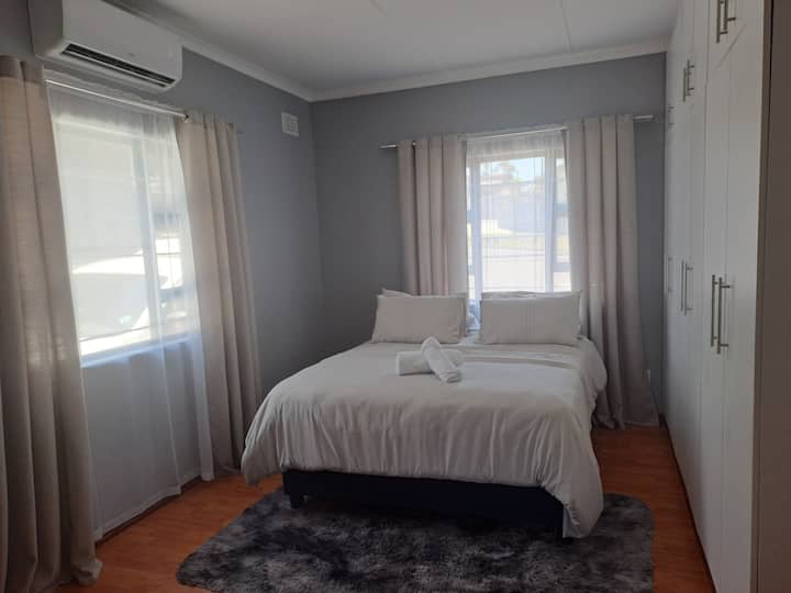 1292 On Bluff - Durban