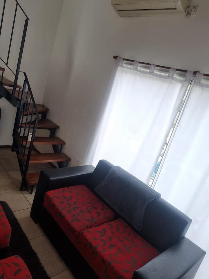 Vivienda Exclusiva 
5 Personas - Rosario