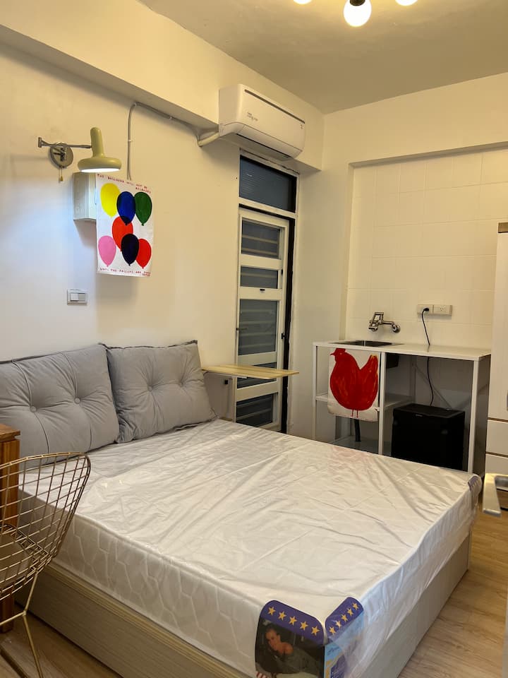 移居台南臨海安民生神農水仙宮市場正興街陽光充足的雙陽台套房 - Tainan City