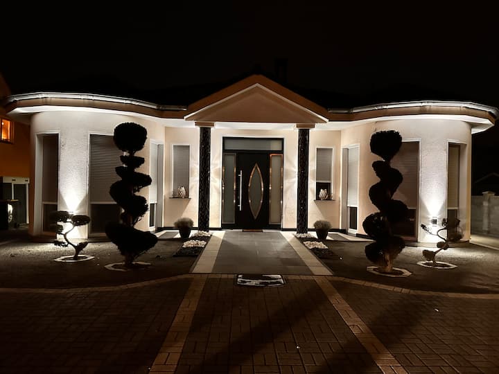 Still Bungalow Haus - Berlin