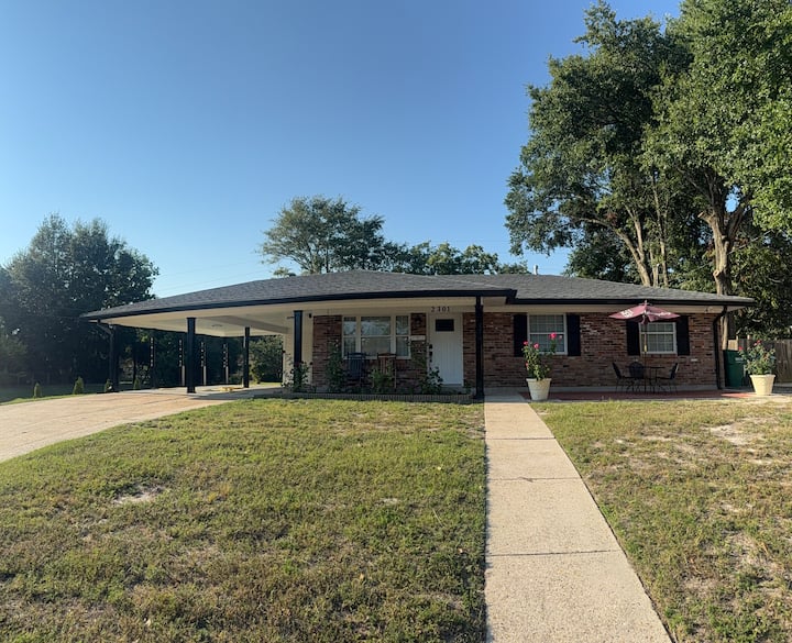 Your Coastal Escape - Biloxi, MS