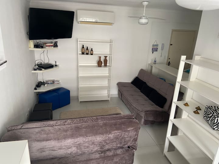 Apto Com 1 Dormitório Na Praia De Santos - Santos, Brasil