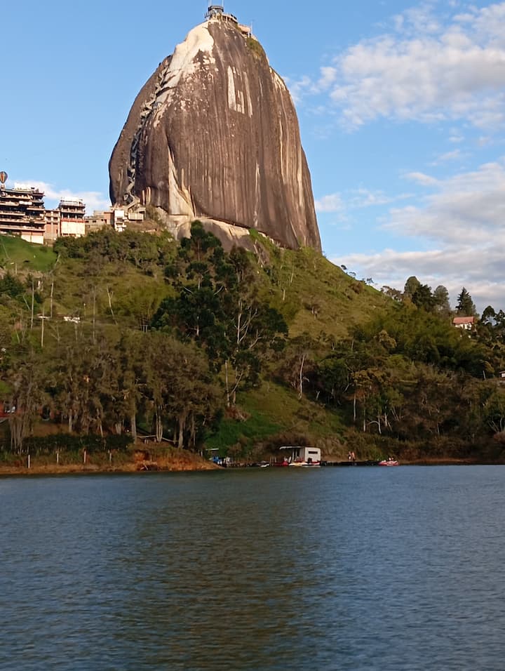 Mi Apartamento Entre Aguas Y Rocas - Guatapé