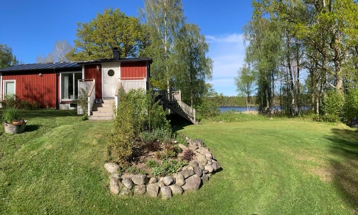Bo Mitt I Skogen I Vårt Mysiga Fritidshus. - Suecia