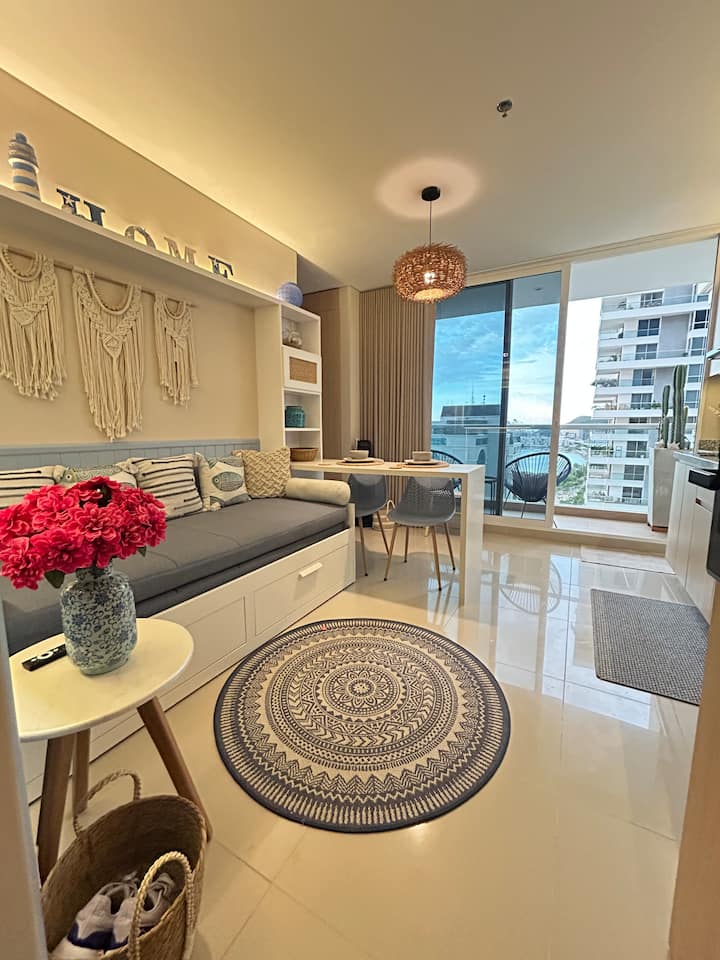 Sea View, Shark Suite, Near Downtown & Marina - Colombia