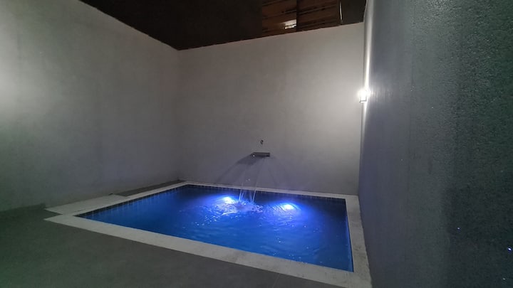Casa Com Piscina E Churrasqueira - Praia Grande