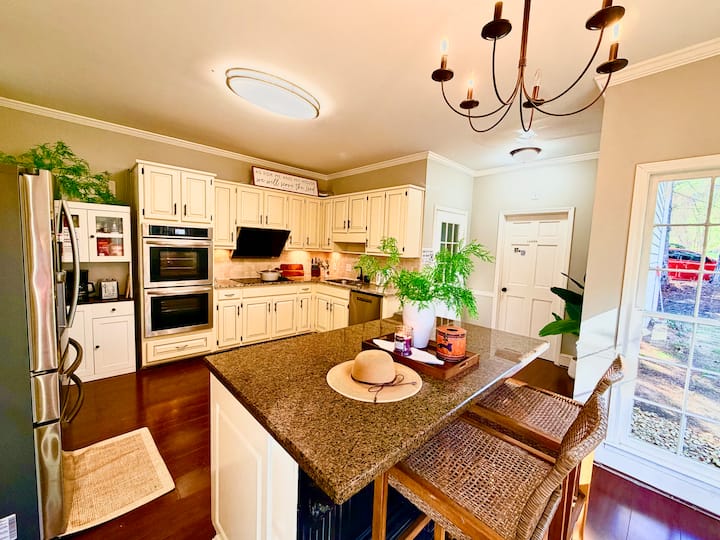 Private Room B|tv|deskl Gas South Arenal 3mins I85 - Duluth, GA