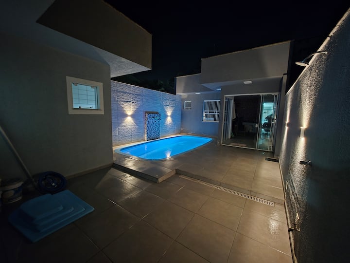 Linda Casa Com Piscina Em Guaratuba - Guaratuba