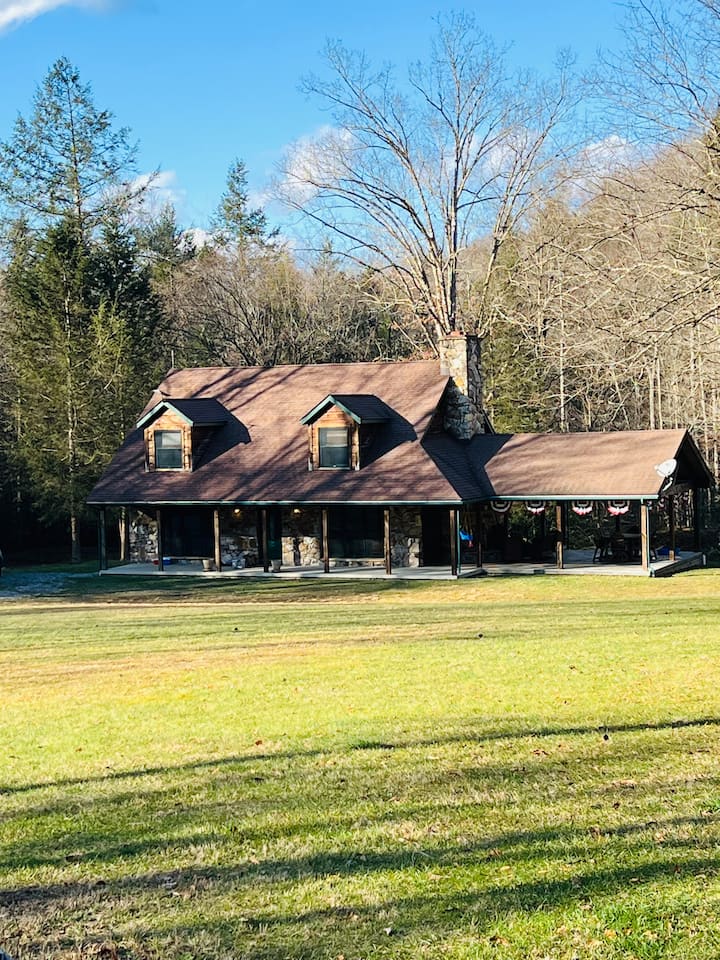 Rustic Retreat By The River - Holly River State Park, Hacker Valley