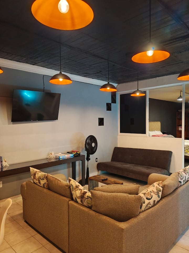 El Departamento De Cheche - 모렐리아