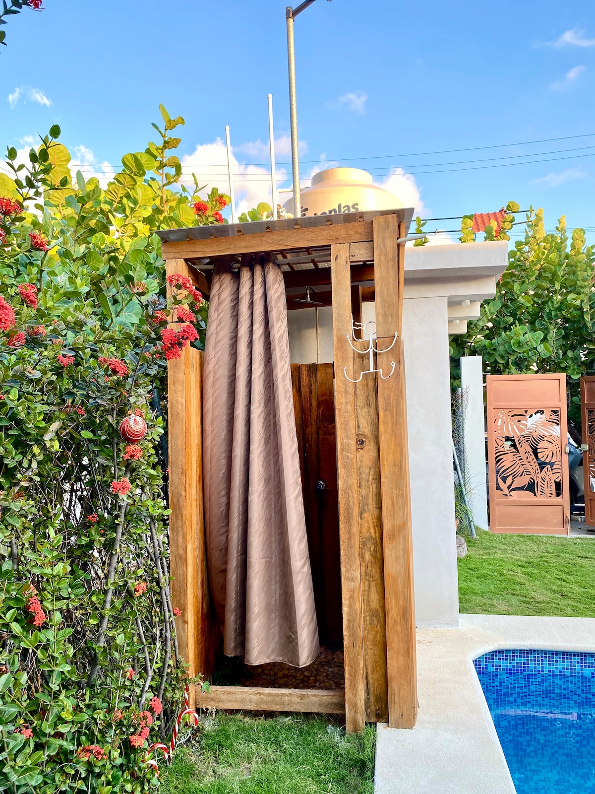 Fixed Camper house, private pool 3 minutes from the beach - Campers/RVs ...