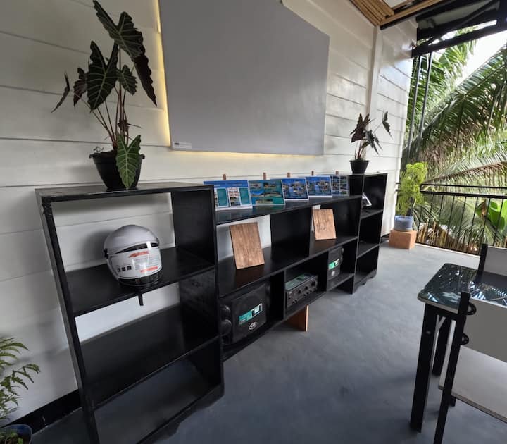 200sqm Two -Story Apartment - El Nido