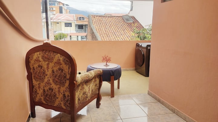 Suite Privada 1br|quinta Lucrecia|wifi|parking - Cuenca