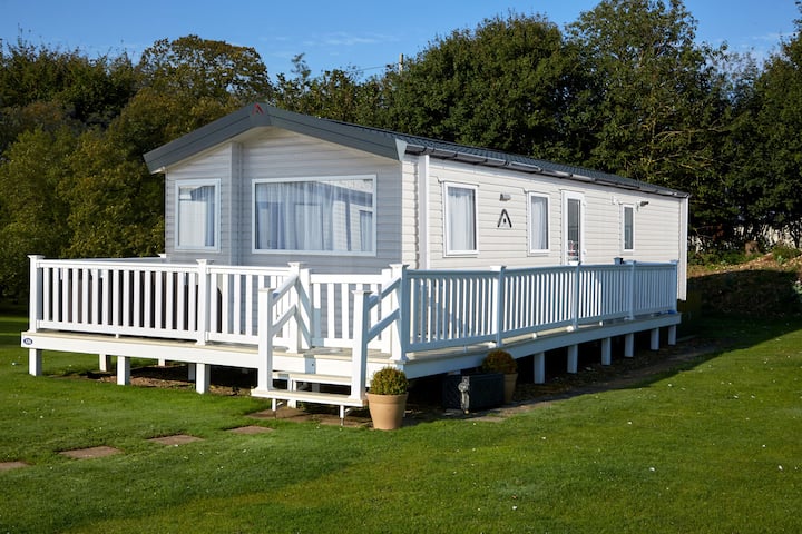 Room To Rent In Caravan - Holywell