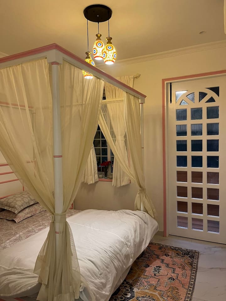 Majestic 1bhk, Bandra - Mumbai