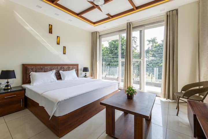 Luxury Loft - Panchkula