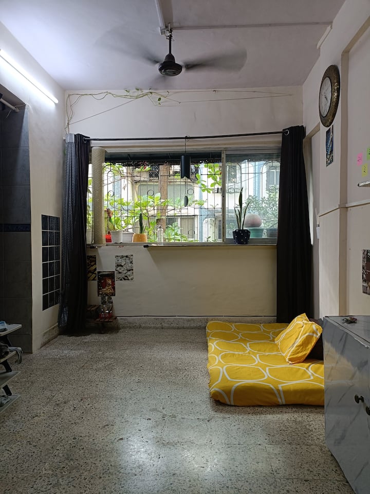 Ghar Jesi (Homely) Vibes. - Mumbai