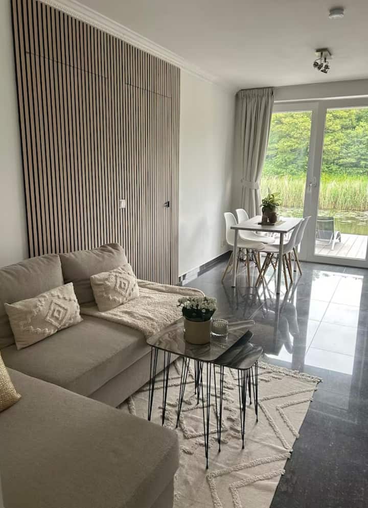 Bali Rent-waterhouse, - Haarlem