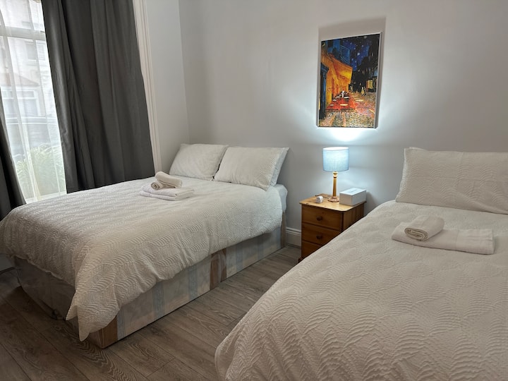 Cozy Room By Tottenham Stadium And The City - Barnet