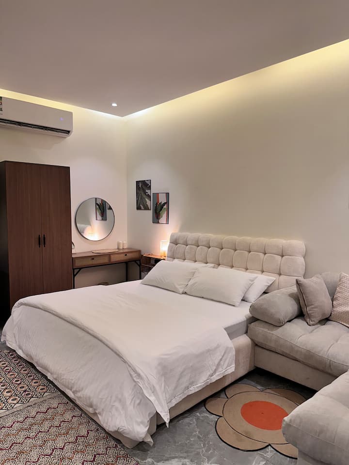 A Luxurious Bohemian Comfy Studio. - Rijad