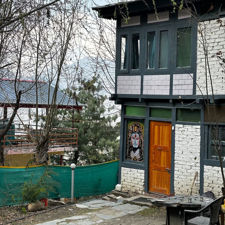Safarnama Stays & Trips, Jibhi | Himachali Home - Jibhi