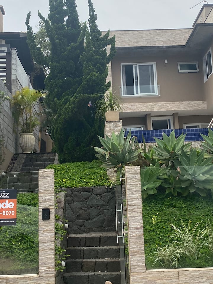 Suas Férias Com Todo O Conforto! - Garopaba