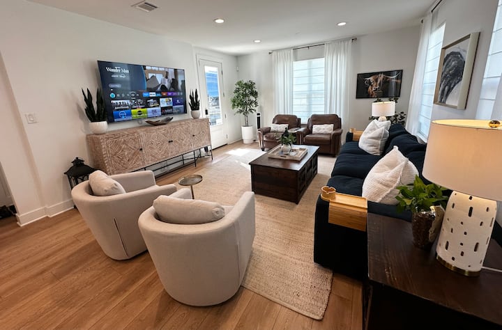 Modern Luxury Cozy With 3 Kings And Big Gameroom - New Braunfels, TX