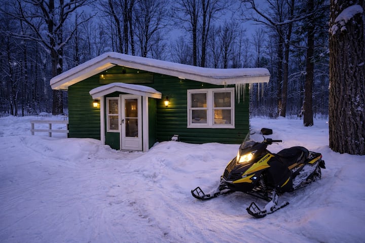 Heart Lake Cabin, Snowmobiling Paradise - Otsego Lake State Park, Gaylord