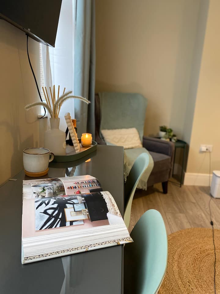 Lux Stays 2 - Private Studio Apartment - Tottenham Hotspur Stadium