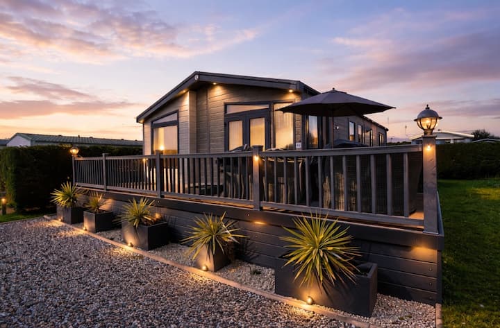 Beautiful Lodge, Mersea Island - United Kingdom