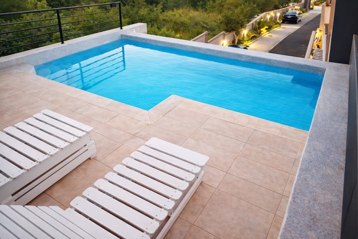 Redhills Escape - Jamaica