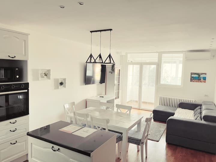 Spacious 3br Apartment • Ideal For Groups • Arena - Belgrade