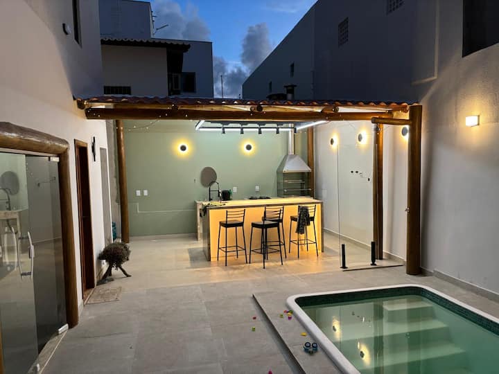 Casa 4 Suítes E áRea De Lazer - 나타우