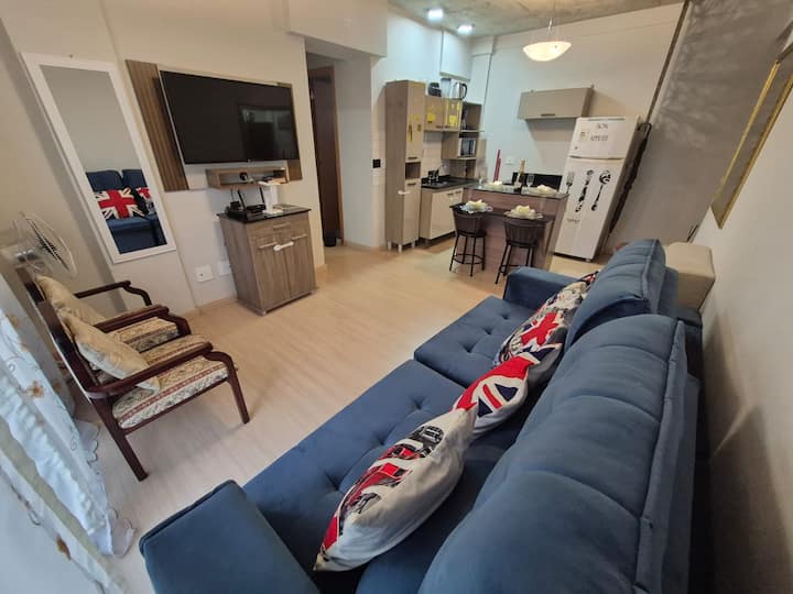 Tra209 Aconchegante 2 Q /Garagem ÓTima Localização - Curitiba