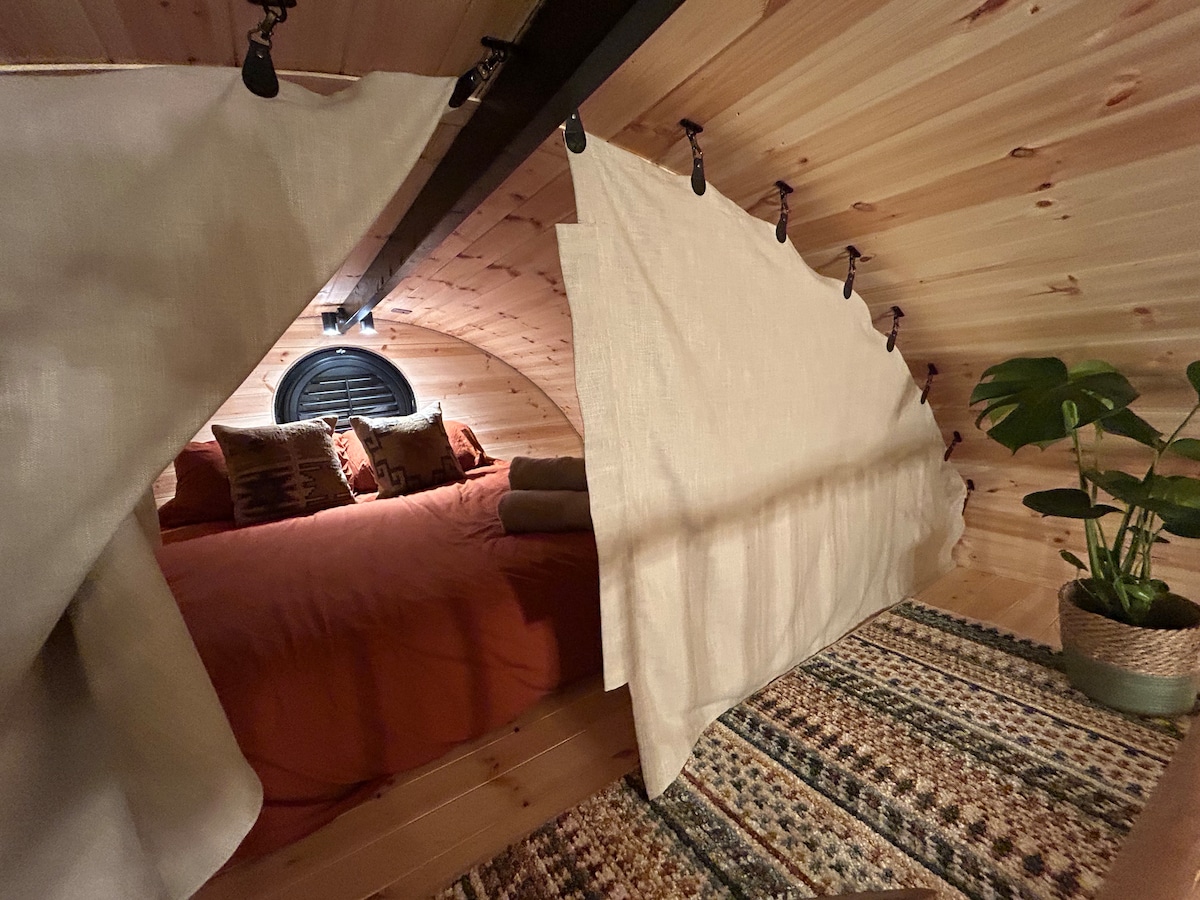 The Orchard Hideaway - Cabins for Rent in Suffolk, England, United ...