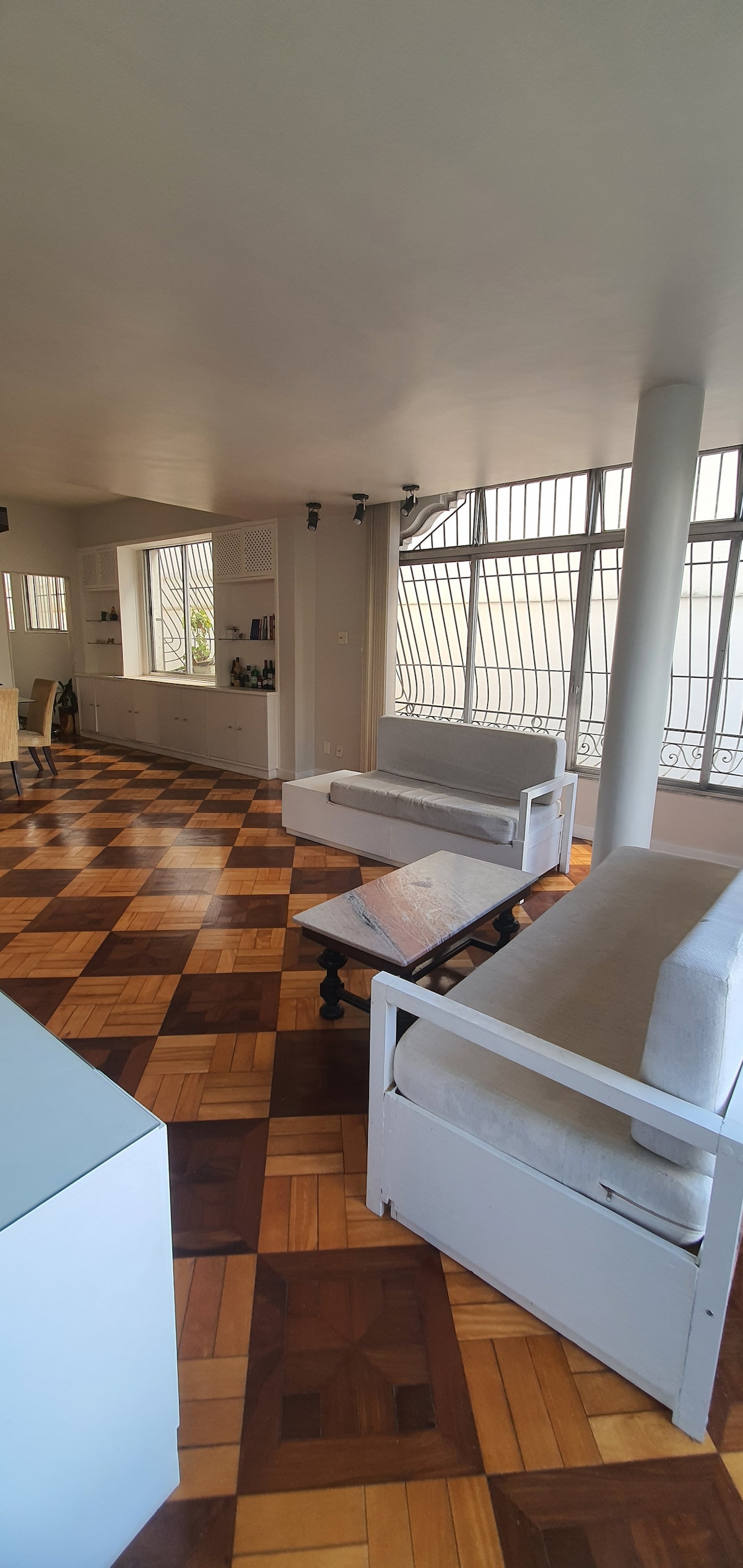 Tranquilidad y buena vibra. Mujeres. Colchón sala - Departamentos en ...