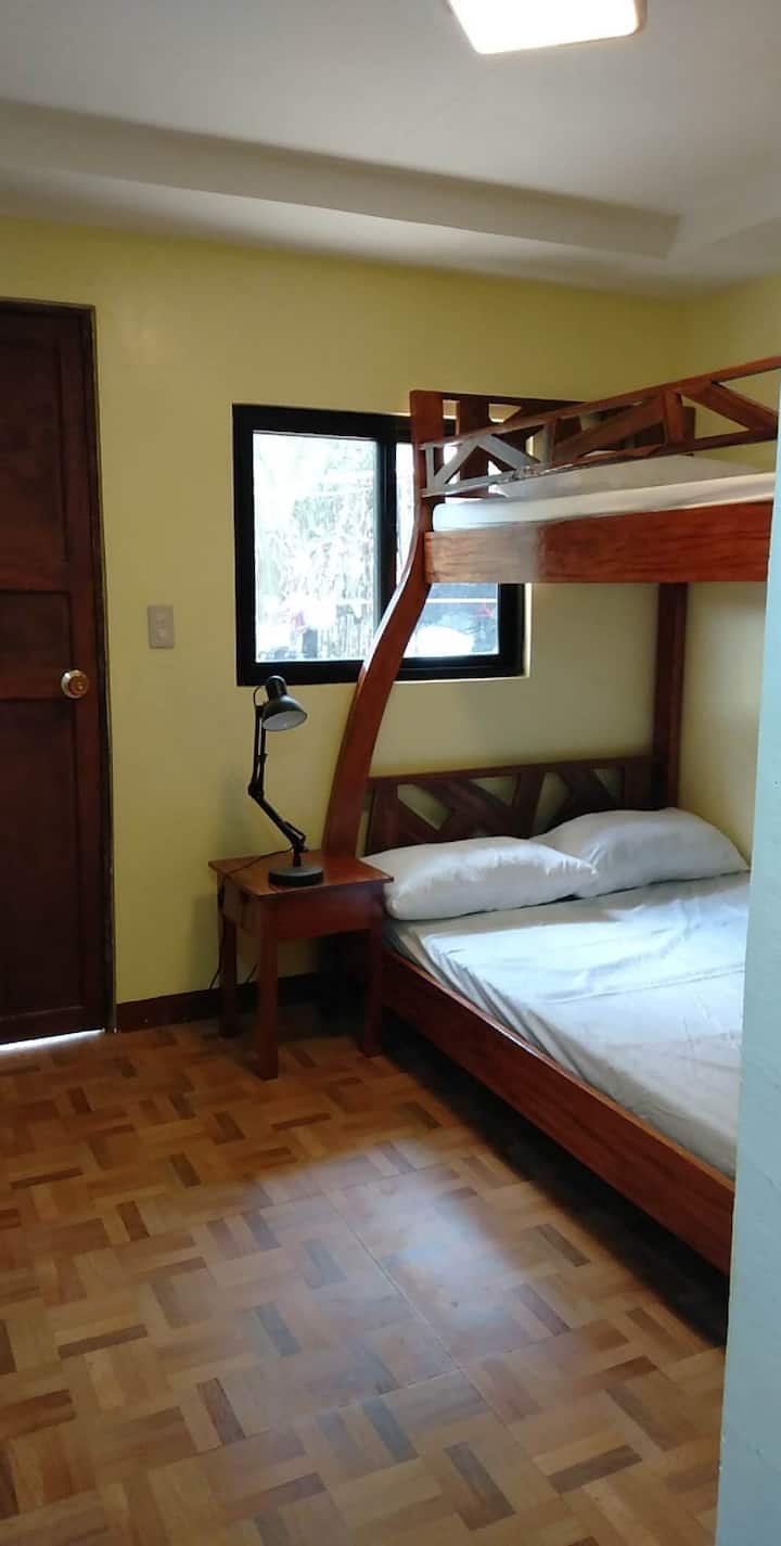 A Perfect Home Along The Highway - Busuanga